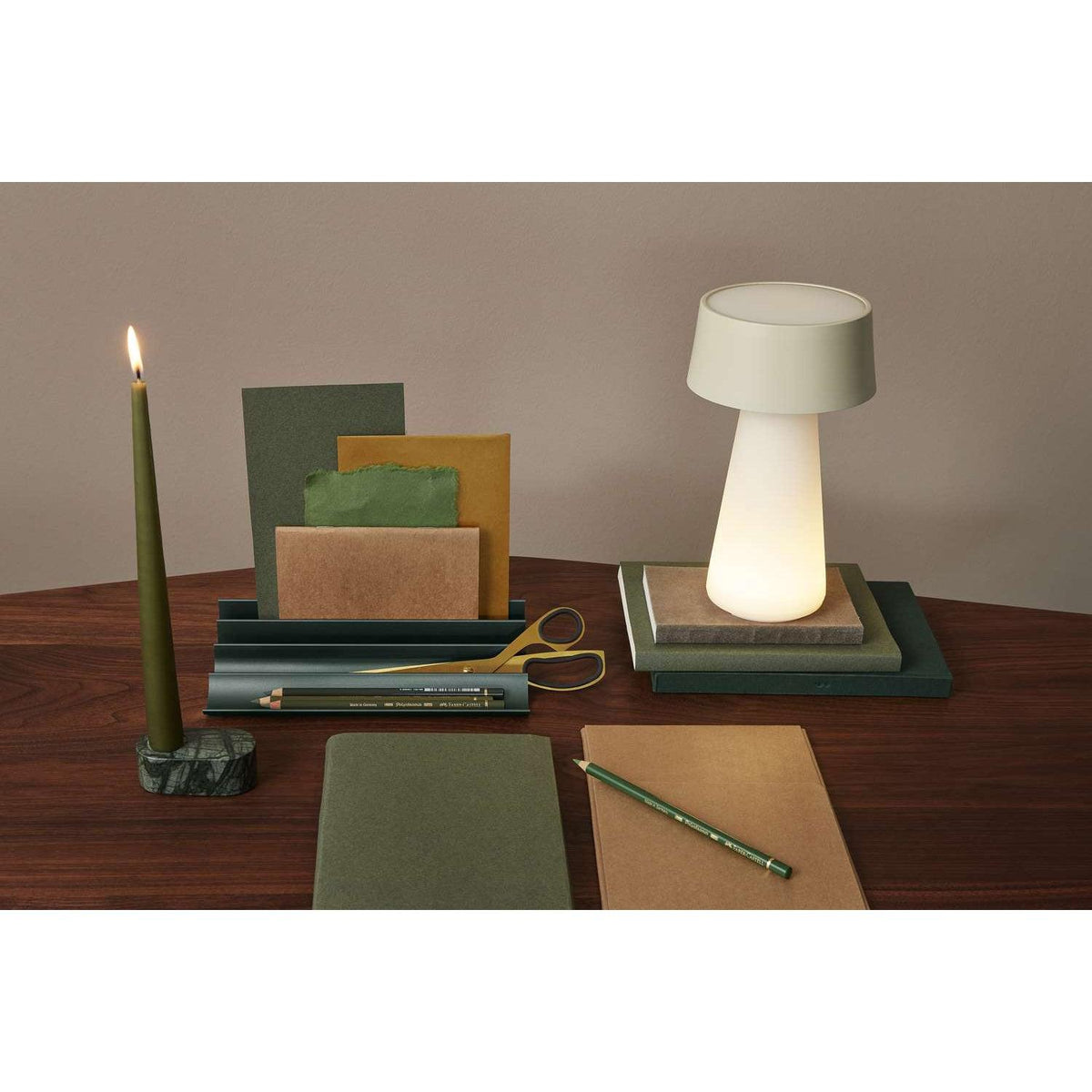 Ember Portabel Bordslampa LED - Sky Blue – peaceofhome.se